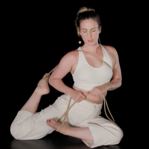 Self Tying the Legs Tutorial | Shibari Study